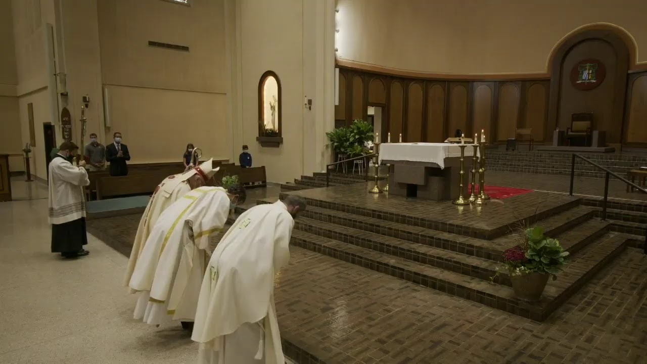 Holy Mass upon the Feast of the Holy Archangels - YouTube