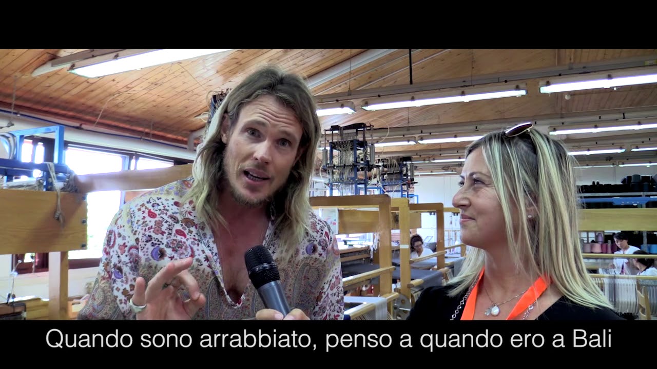 Daniel Nillson, modello - YouTube