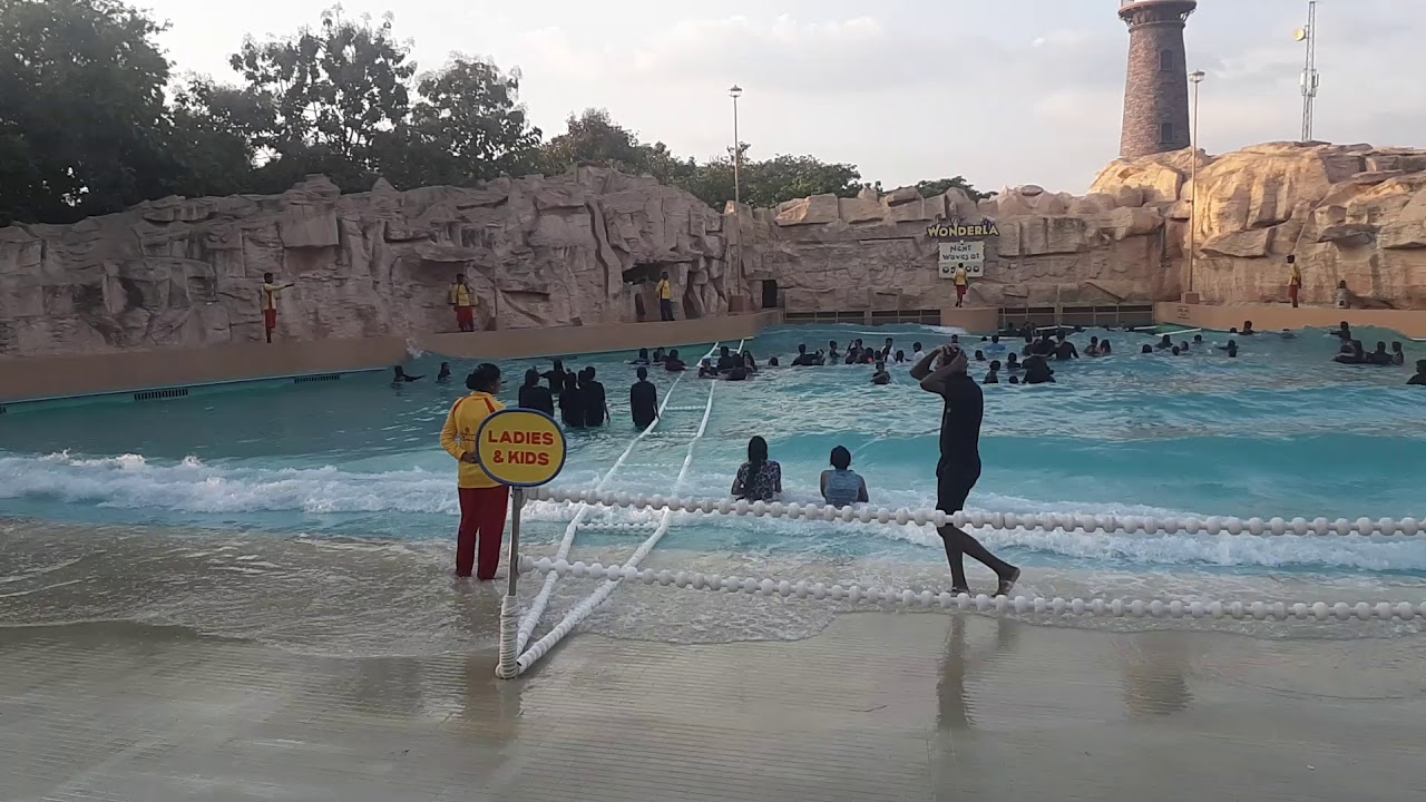 Wave Swimming pool at Wonderla, Bangalore. - YouTube