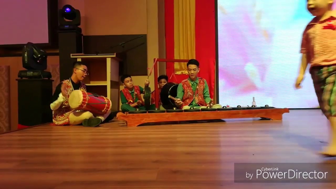 Taboh Iban Asal - Nembiak Rebak Baru! - YouTube