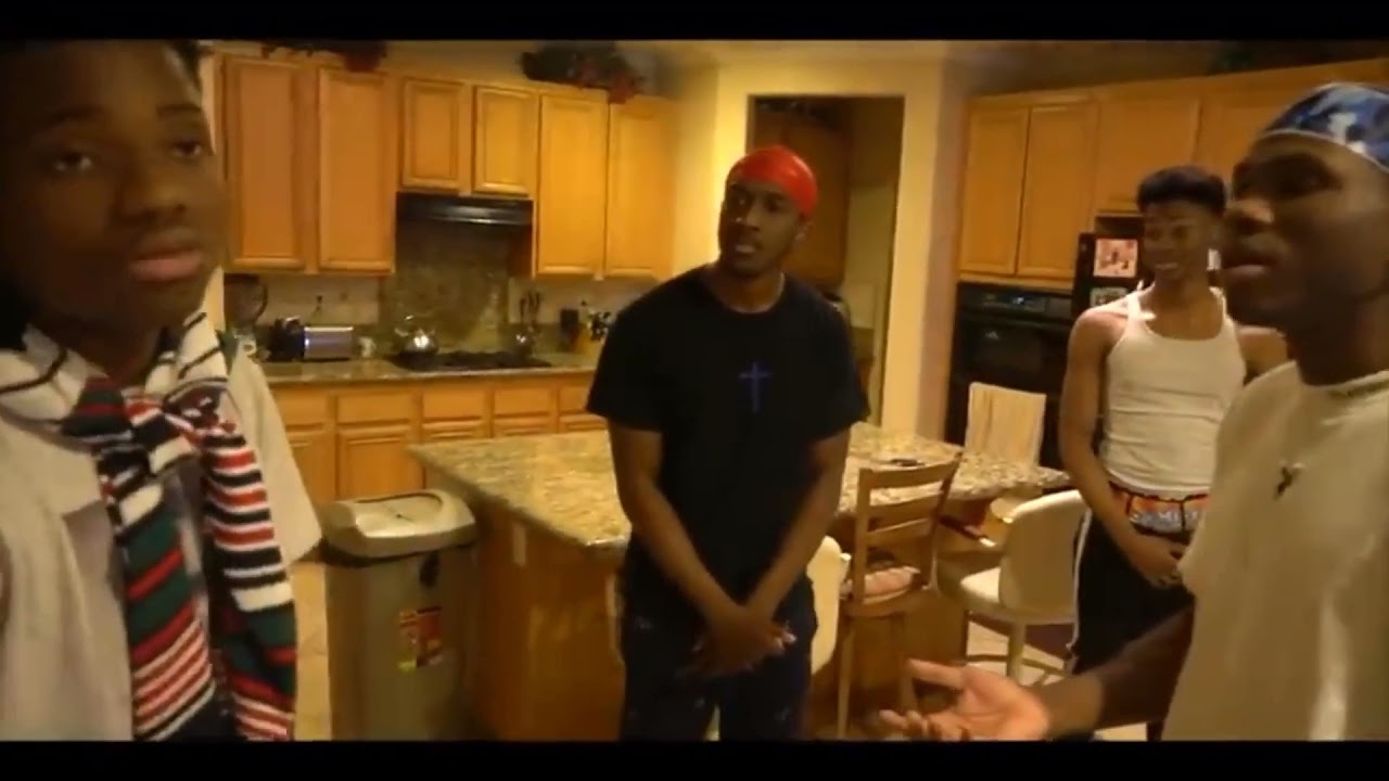 DomDomTV fought IKE in his house 🙀..? - YouTube