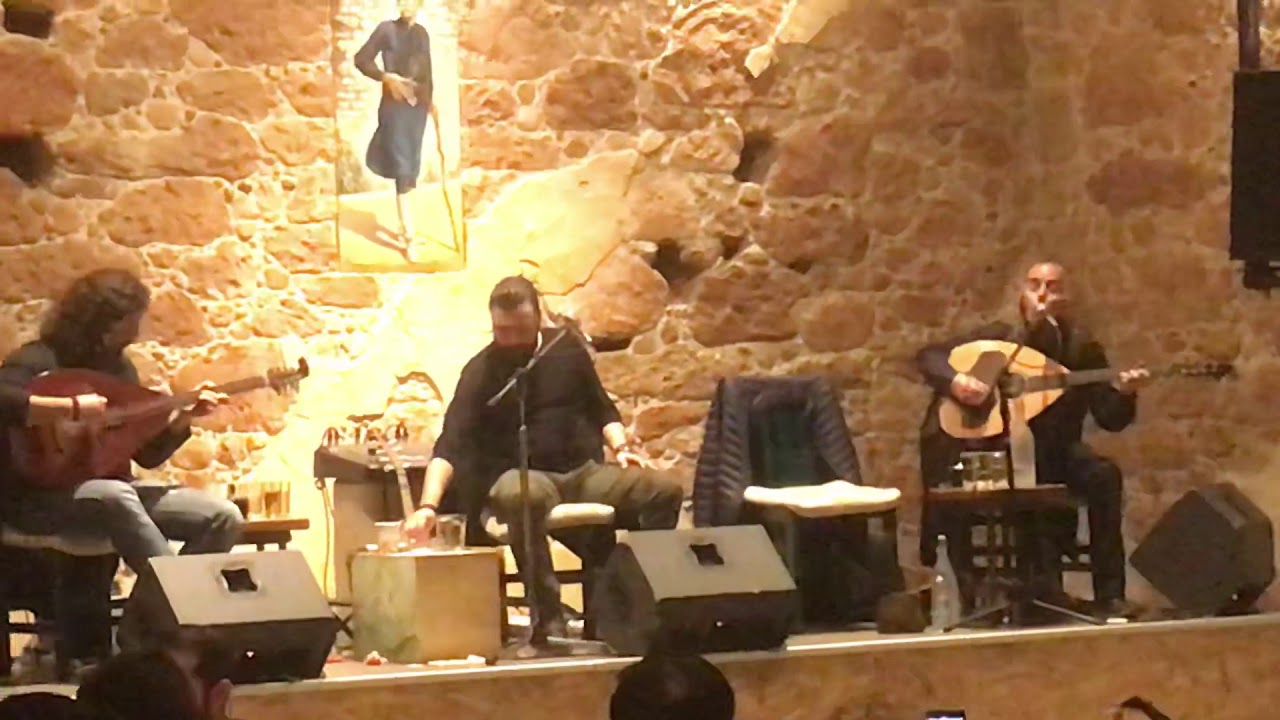Μιχάλης Κουνάλης - Αντώνης Φραγκιαδάκης ~ Πάντα θλιμμένη χαραυγή ...
