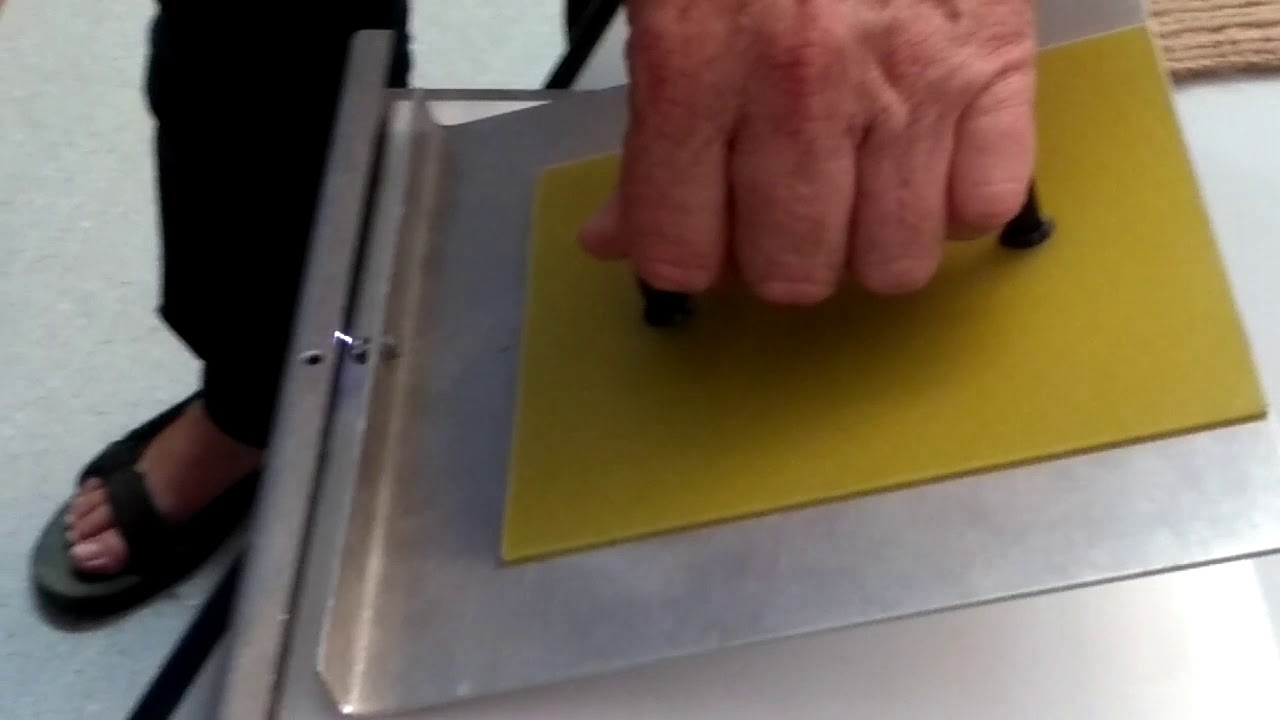 Electrostatic Discharge (ESD) Experiment at EMC Europe 2019 Barcelona ...