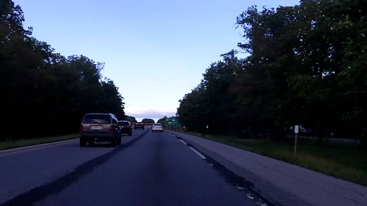 NY State Trooper hiding in rest area shooting Ka 34.7 C/O. - YouTube