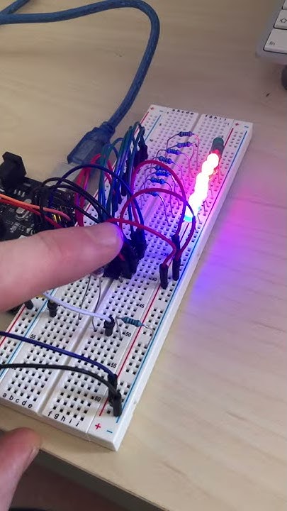Arduino photocell with LEDs example - YouTube
