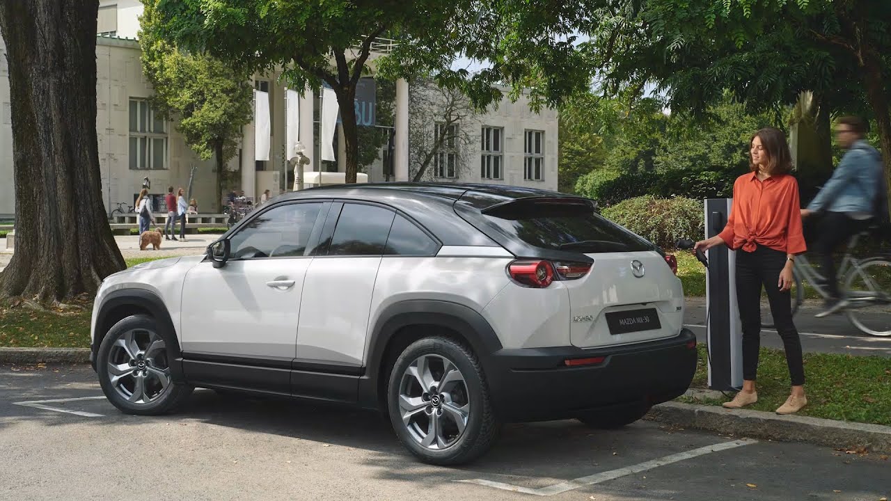 Mazda MX-30: Charging - YouTube