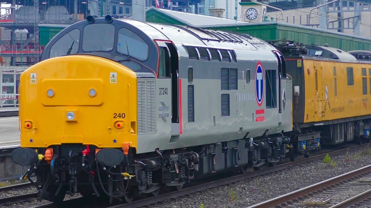 Colas Rail Class 37s - 37254 + 37240 Pass Cardiff Central For Derby ...