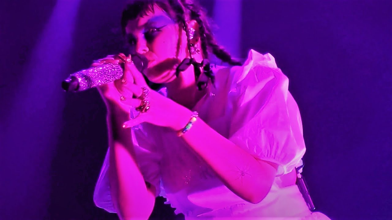 BENEE 2022 Los Angeles Concert (The Novo, LA) 6-30-22 - YouTube