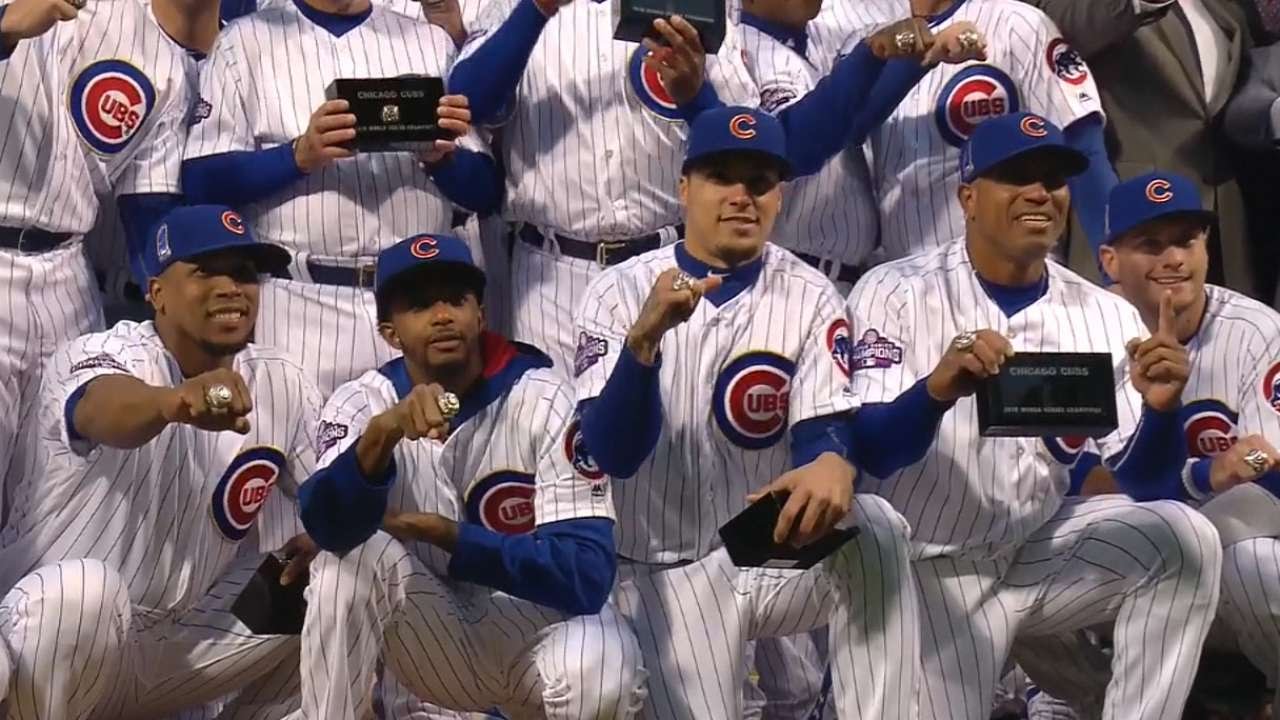 LAD@CHC: Cubs receive their rings in pregame ceremony - YouTube