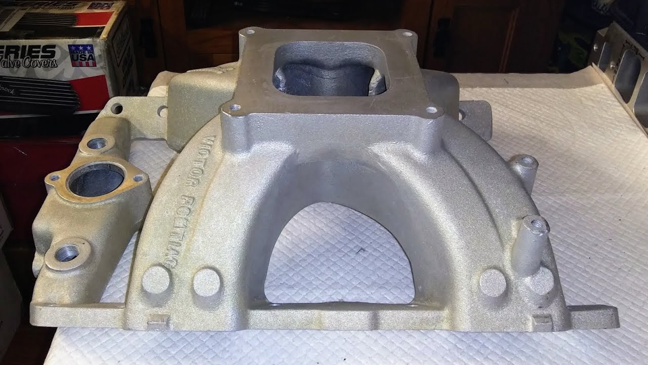 Edelbrock Super Victor Pontiac. - YouTube
