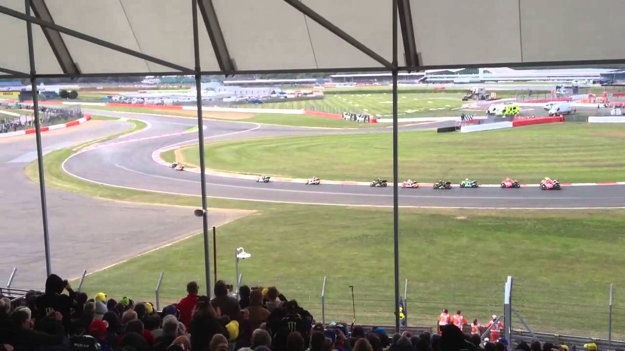 MotoGP 1st lap silverstone 2013 - YouTube