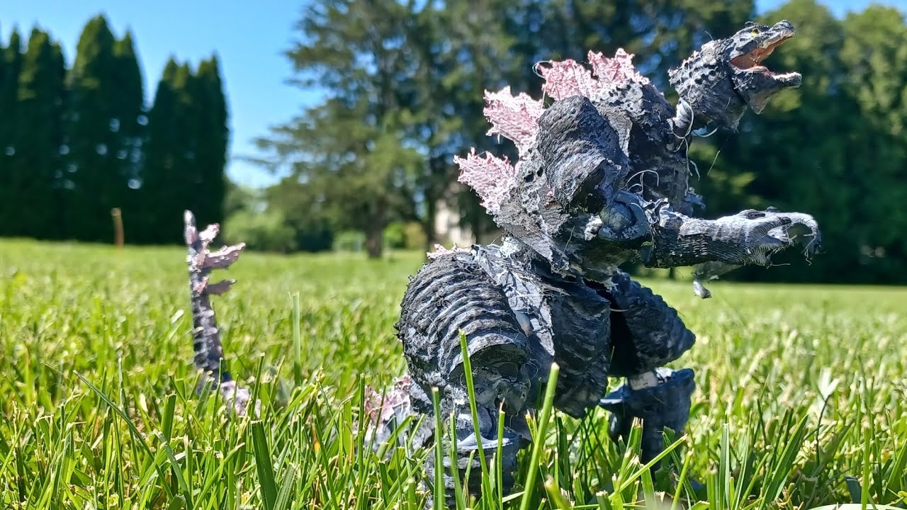 Custom godzilla evolved figure - YouTube