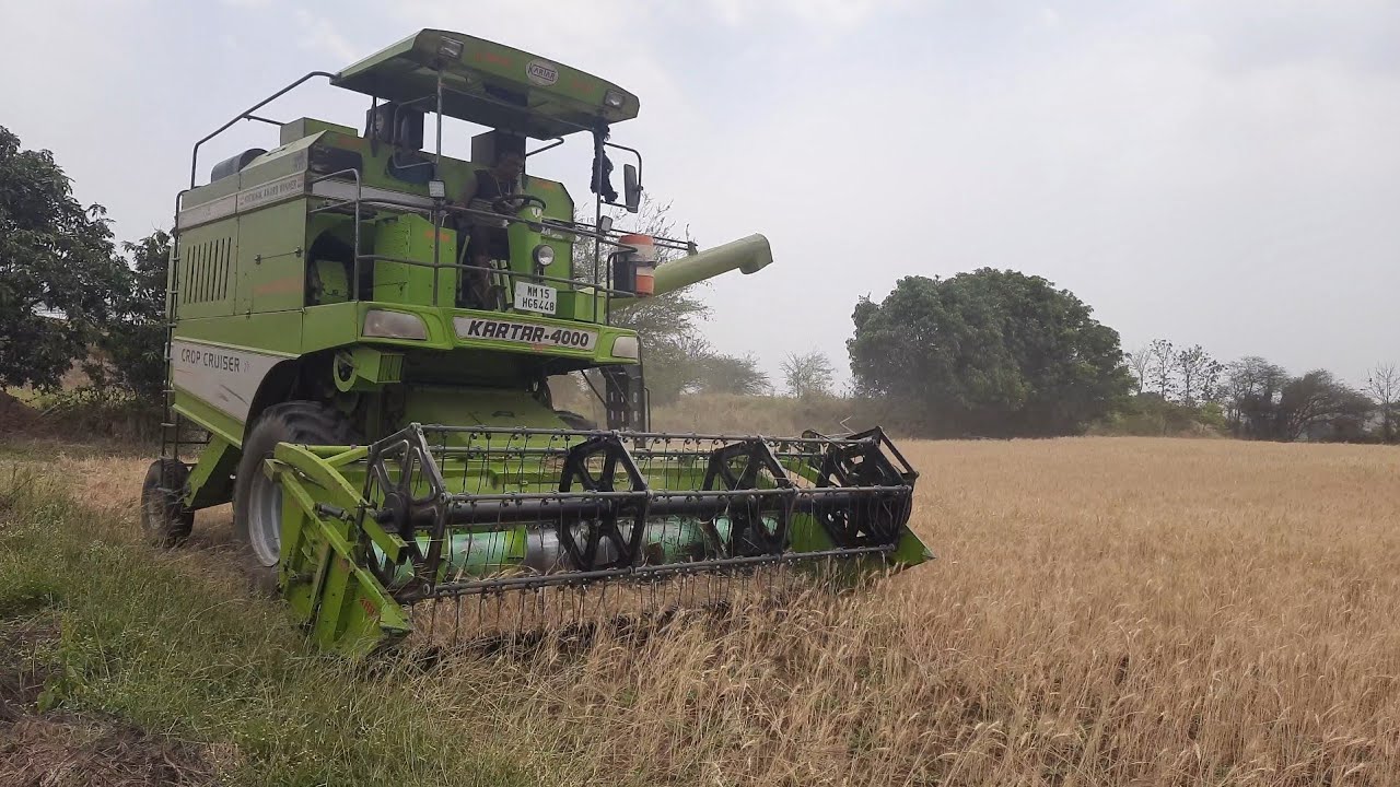 Harvester machine ! Machinery! Indian farming! Tractor! हारवेस्ट मशीन ...