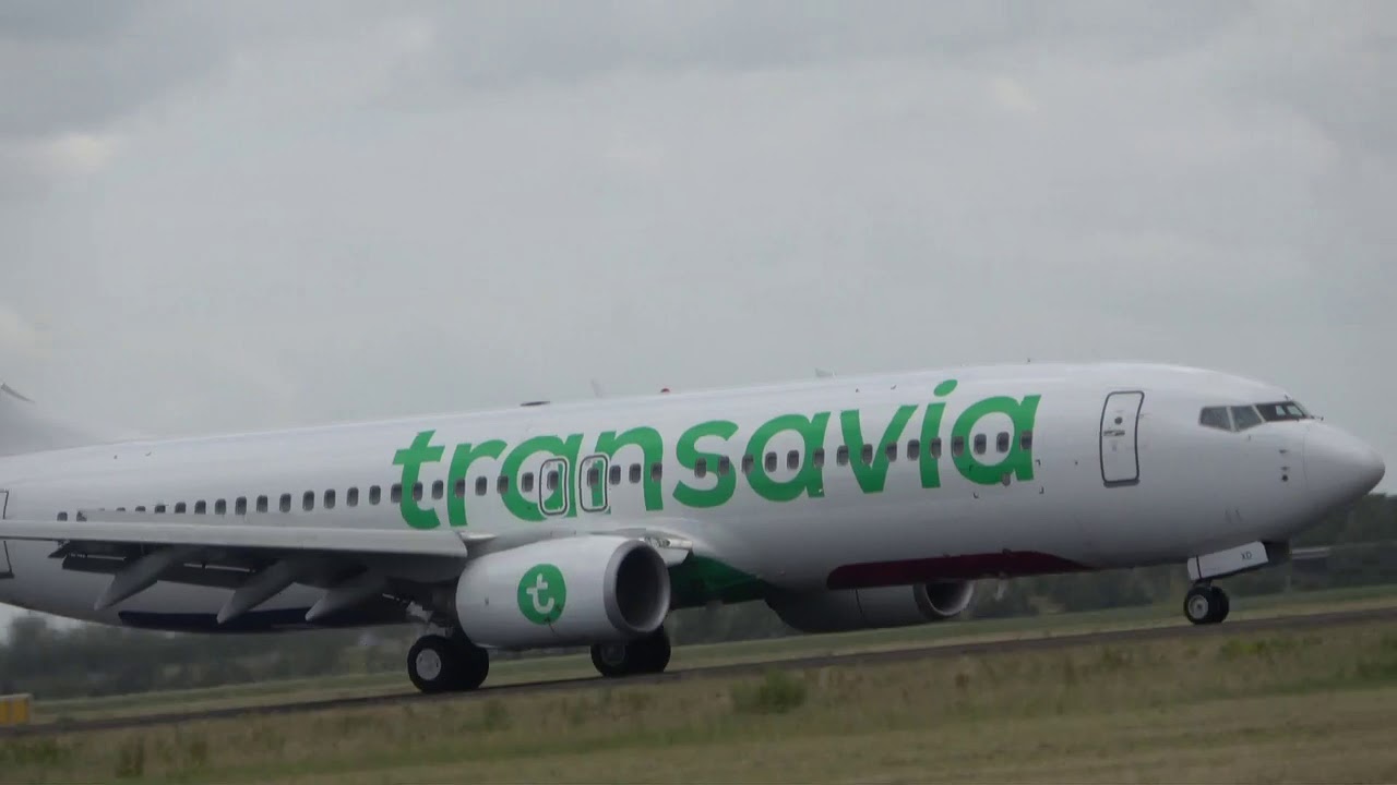 Transavia B737-800 Landing Schiphol - YouTube