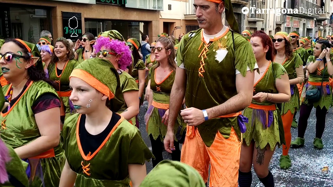 Rua matinal del Carnaval de Reus 2019 - YouTube
