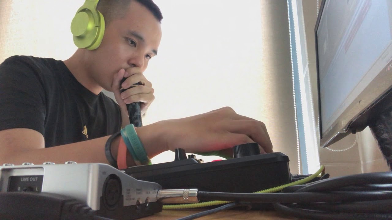 [MaX] - Butterfly by Smile - BEATBOX LOOPSTATION - YouTube