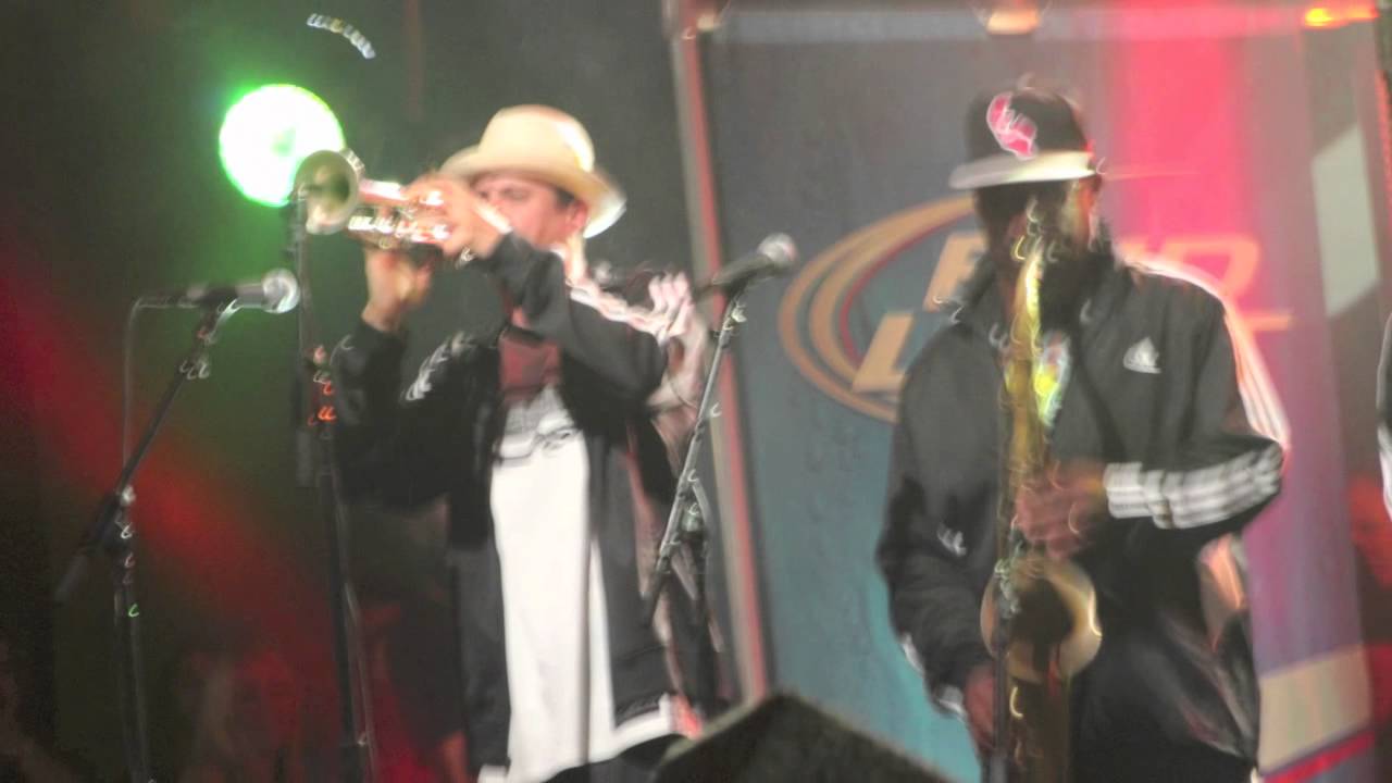 Phantom Street Artist presents the JIMMY KIMMEL LIVE performance of ...