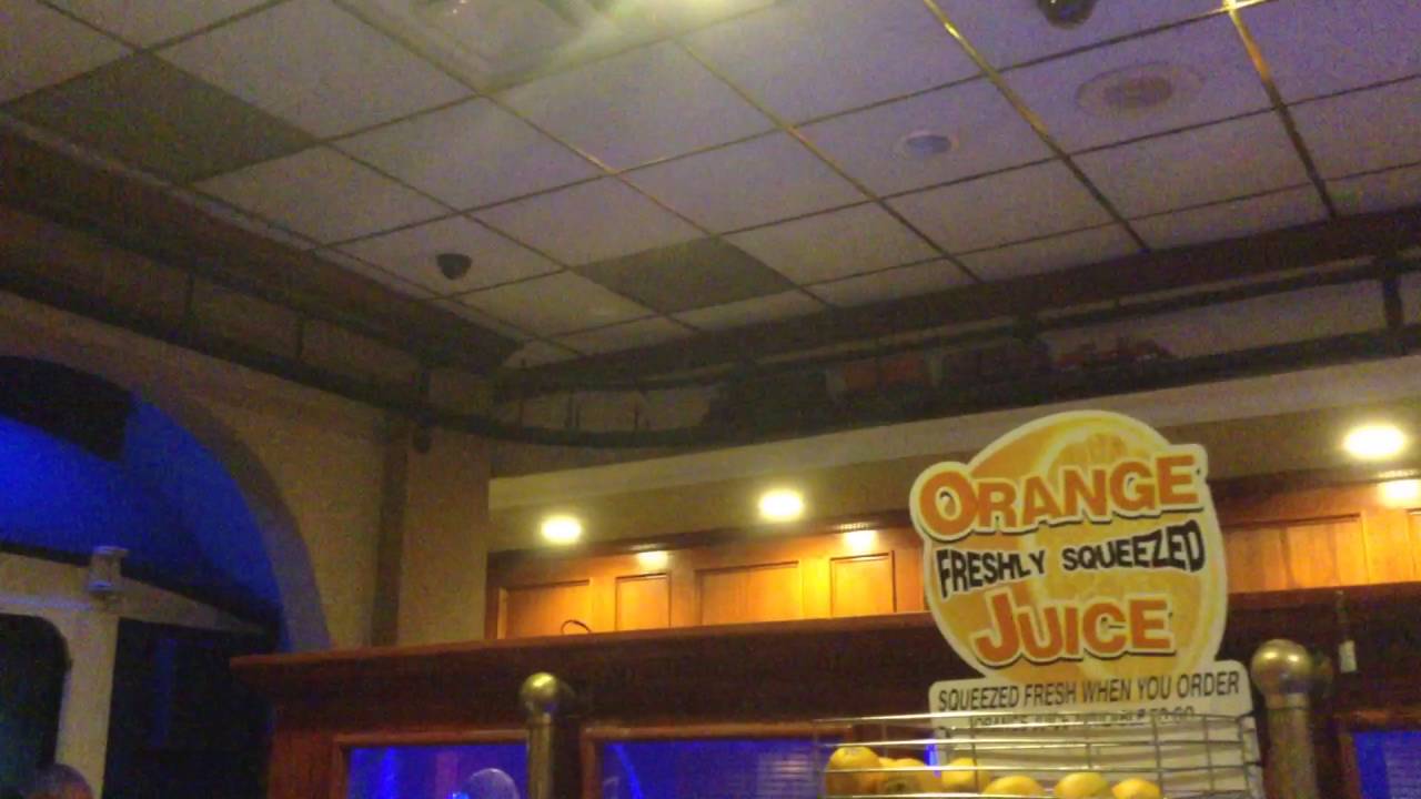 G Scale Pennsylvania Railroad Train at Clinton Station Diner - YouTube