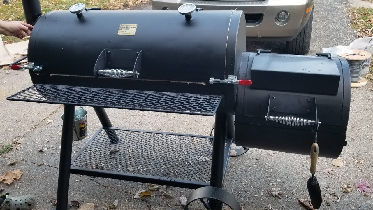 HOW TO USE A OFFSET SMOKER - YouTube