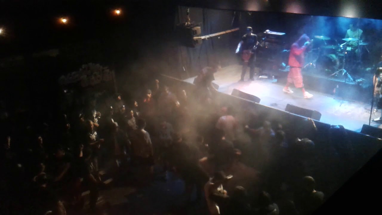 SKARHEAD EN CHILE 16/03/2018 ARENA RECOLETA - YouTube