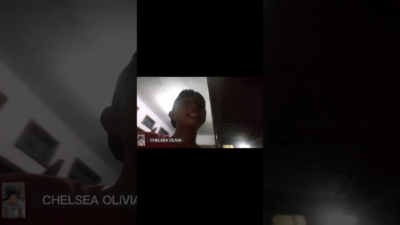 lagi di luar ini.....kenapanya enak juga di luar kalau malam kenak ...