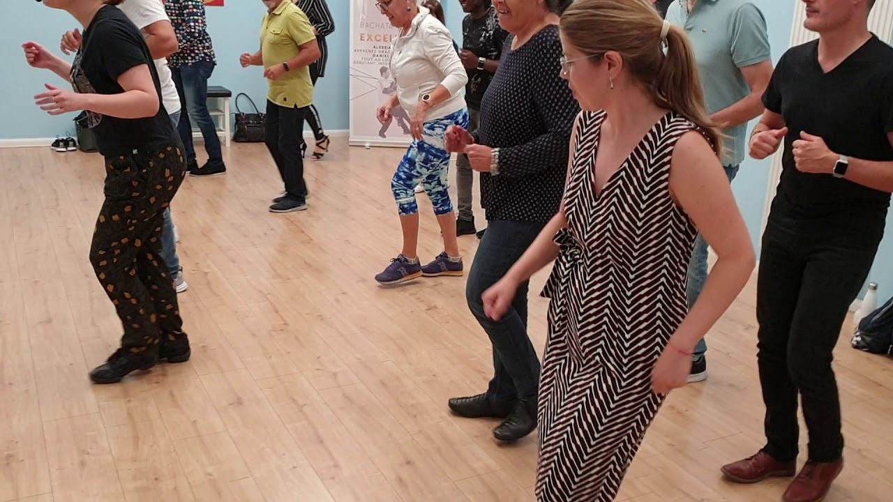 Salsa suelta Cubaine intermédiaires échauffement septembre 2019 - YouTube