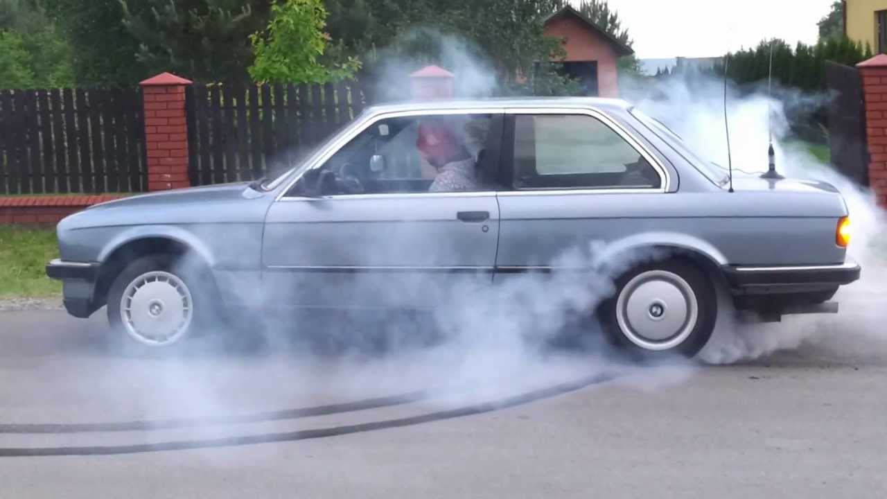 BMW E30 318 M10 - YouTube