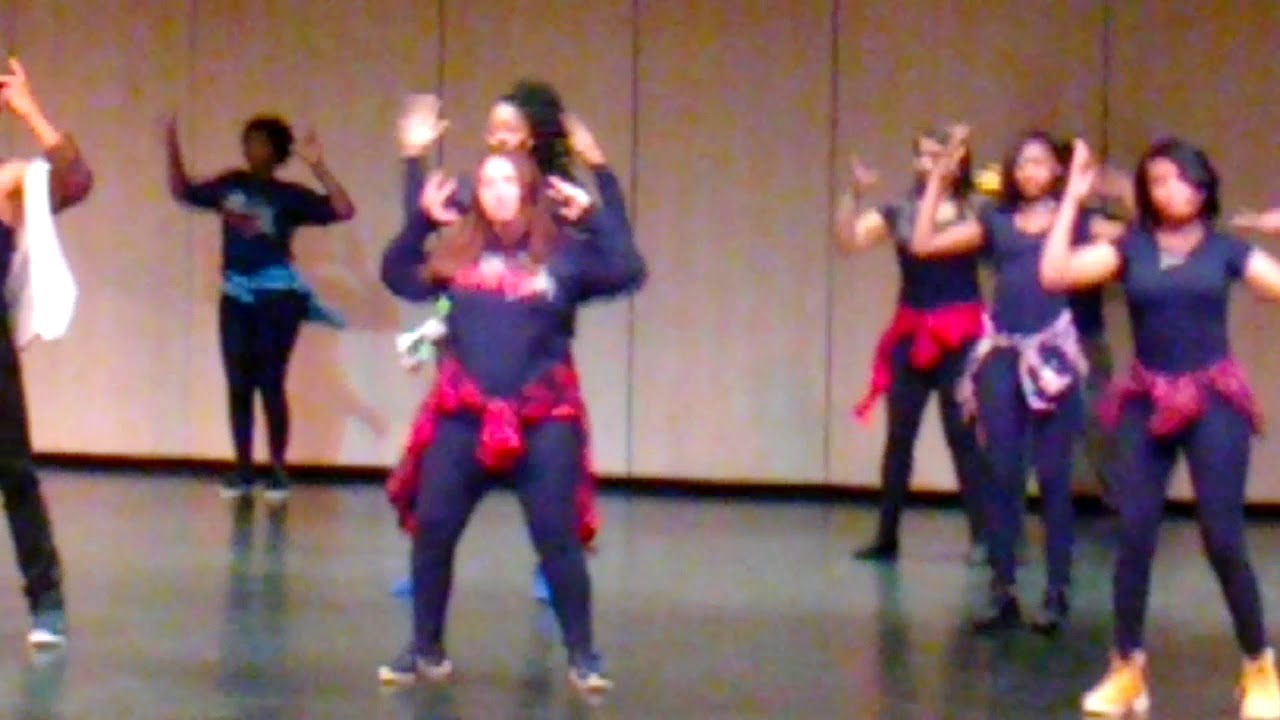 The cold dance. Class - YouTube