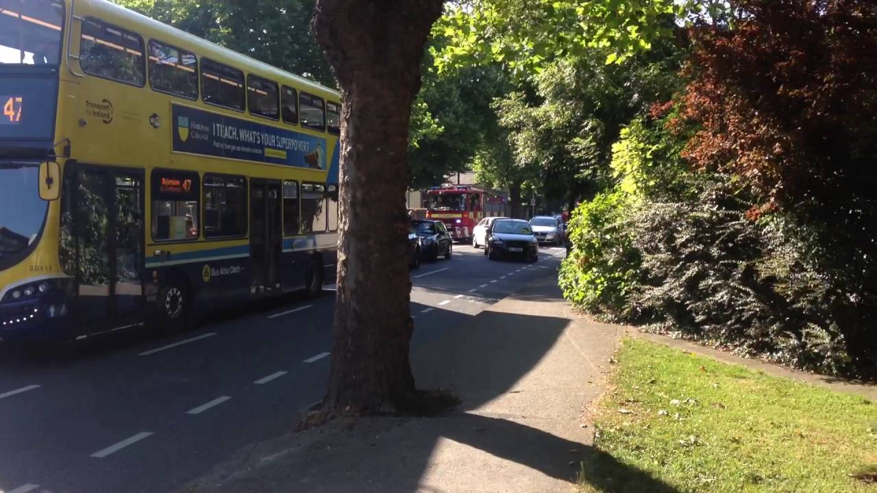 Dublin Fire Brigade Fire Engine - YouTube