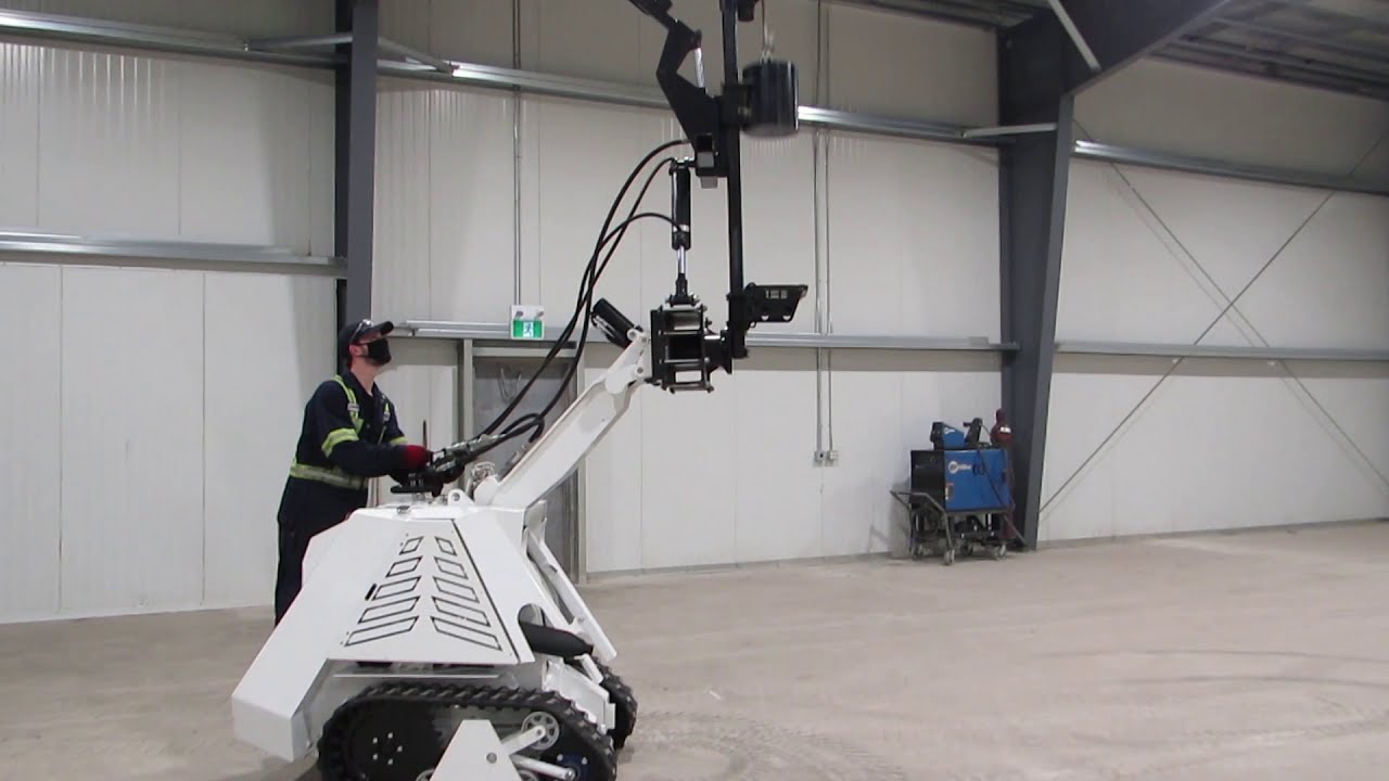 Post Pounder in Action - YouTube