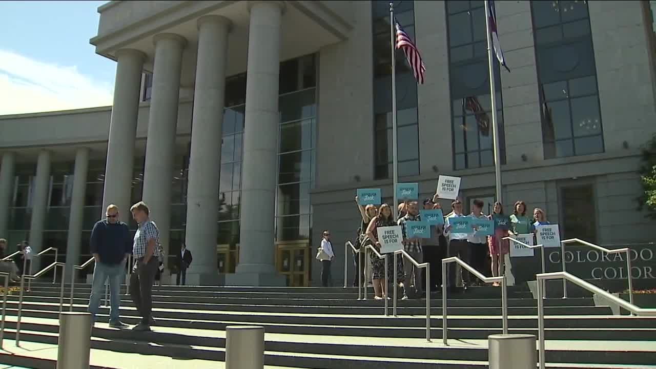 Colorado Supreme Court hears arguments in transgender cake case - YouTube