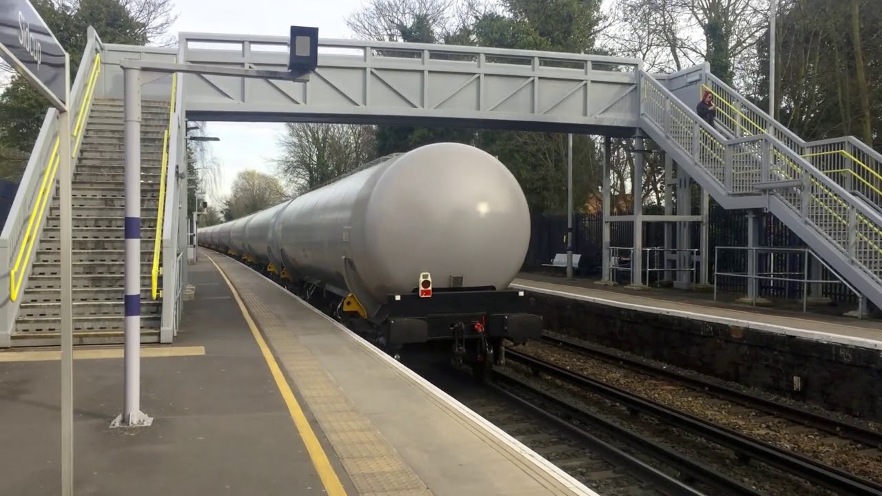 sidcup station - YouTube
