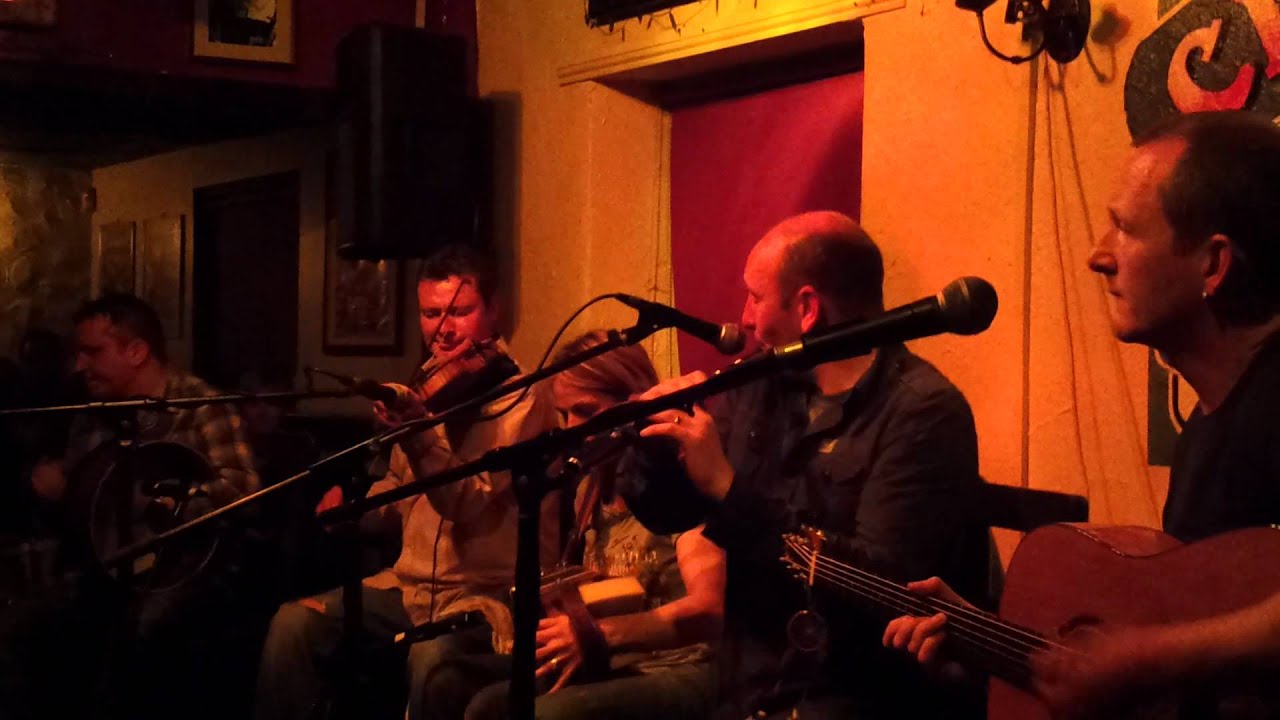 Hip agus hop - Mike Mc Goldrick - YouTube