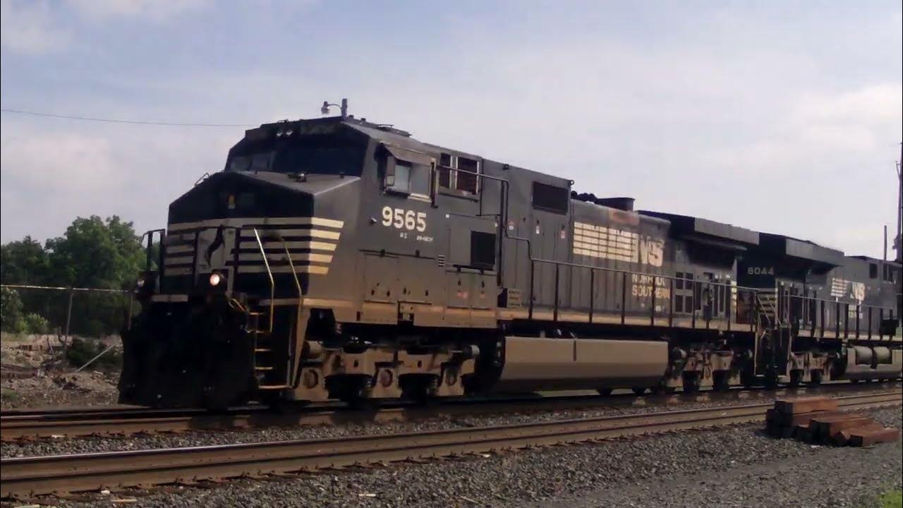 NS 21M @ LAPORTE, IN 7 7 22 NS 9565 NS 8044 NS 1225 NS 9937 - YouTube