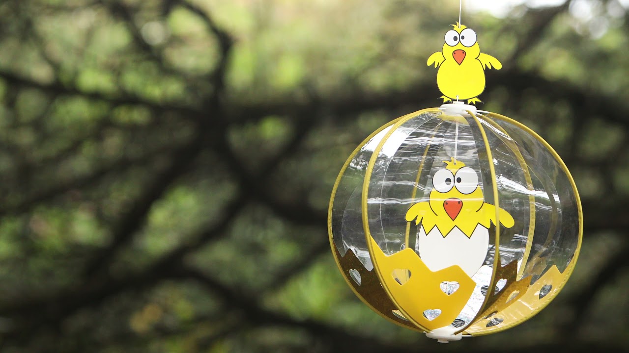 Spinning Chicks Globe - Farmhouse Décor - Hanging Garden Decorations ...