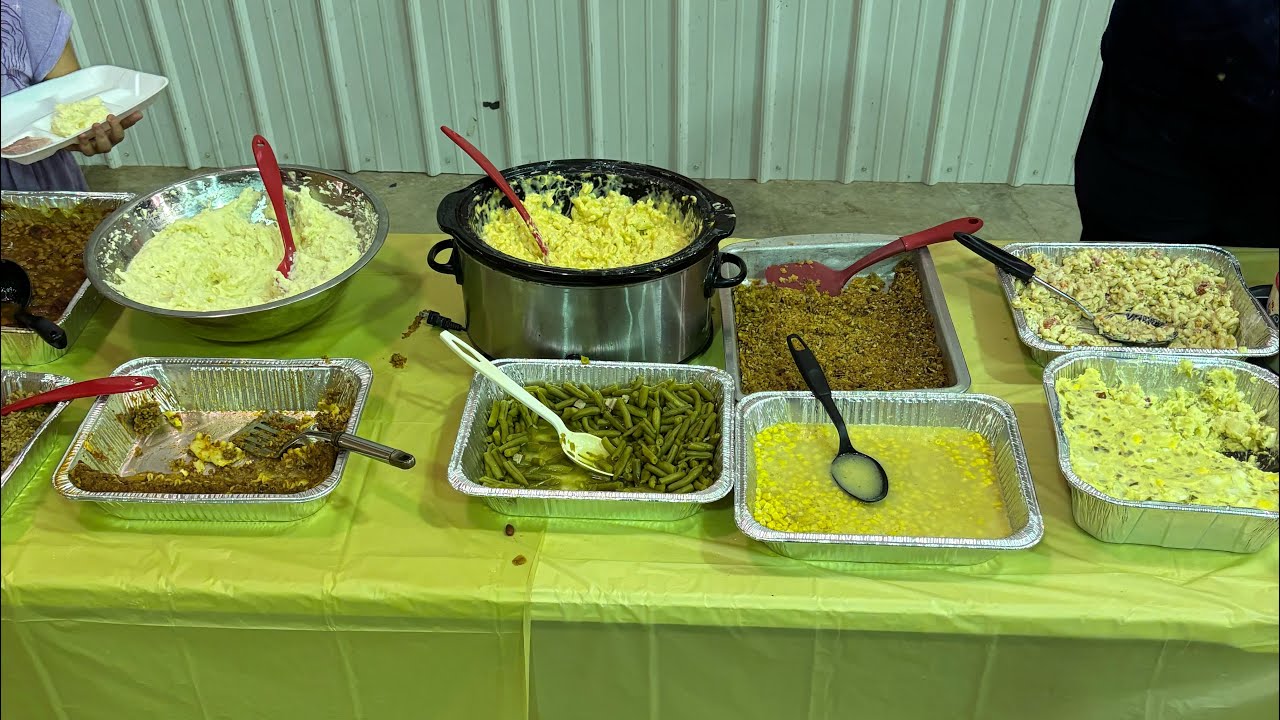 Our thanksgiving church dinner! - YouTube