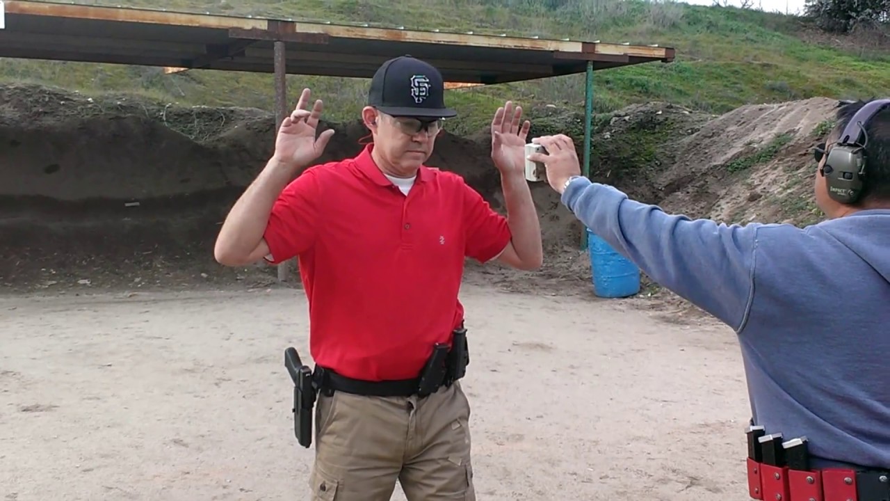 Glock 17 (USPSA Practice Round) - YouTube