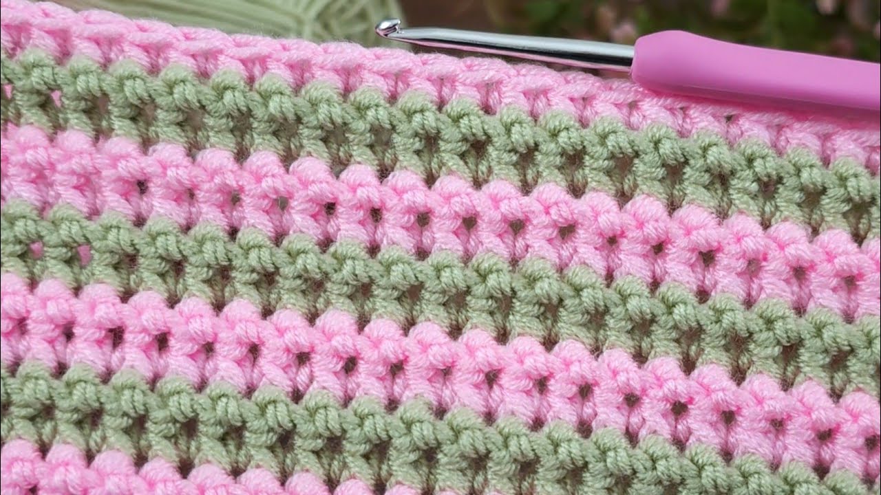 easiest two-color crochet blanket pattern - YouTube