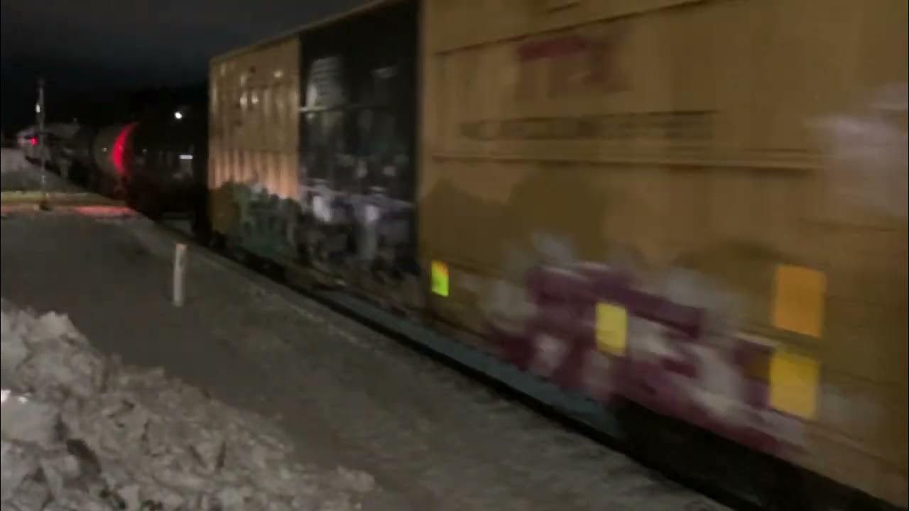 CSX M326 Holland Michigan 12/21/22 - YouTube