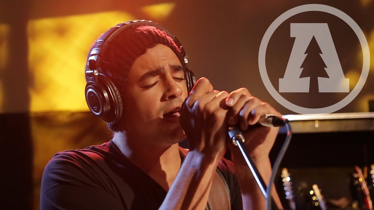 Through the Roots - On This Vibe - Audiotree Live - YouTube