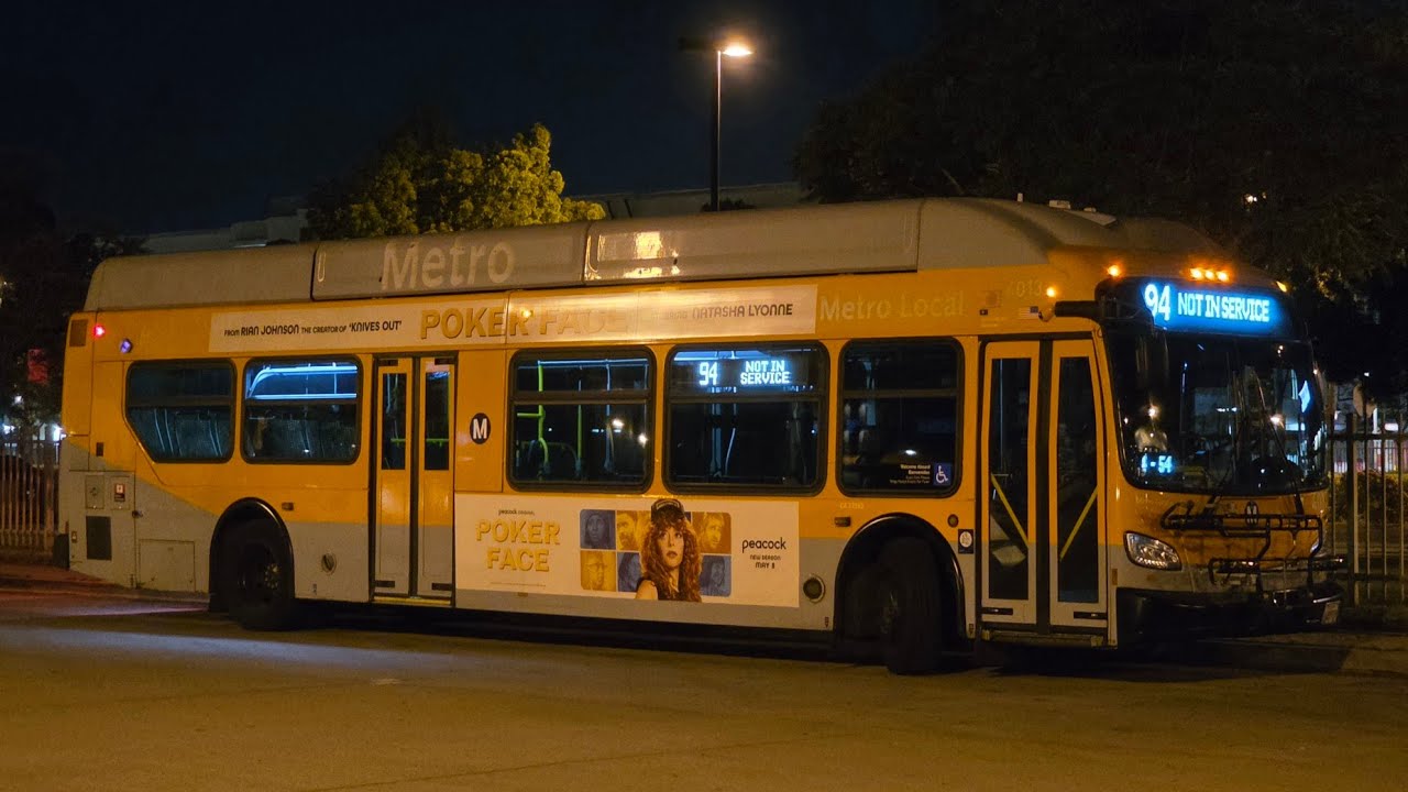 LACMTA 2016 New Flyer XN40 #4013 - YouTube