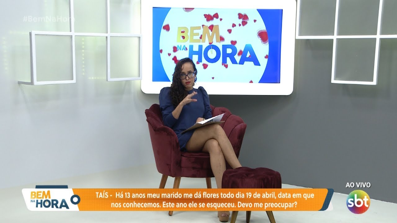 Chegou a hora dos famosos conselhos amorosos da Renata Demorô! - YouTube