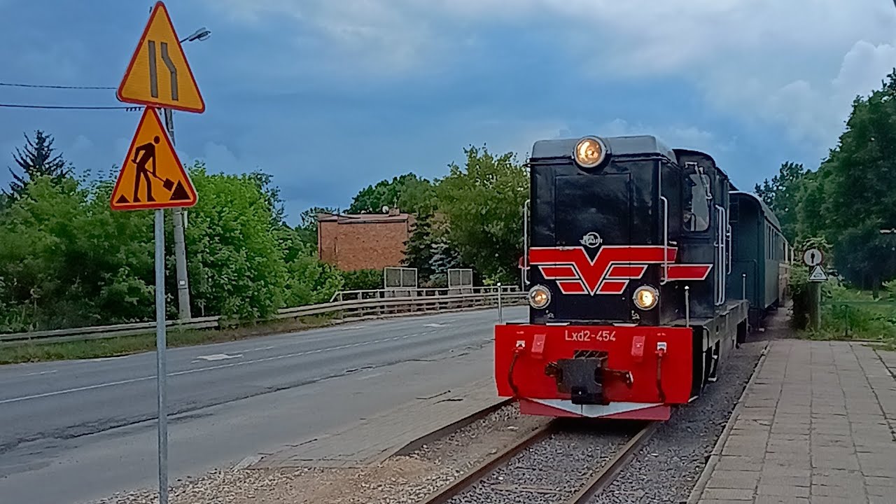 Lxd2 454 z pociągami 02.06.2024r. RP1 + Puzon - YouTube