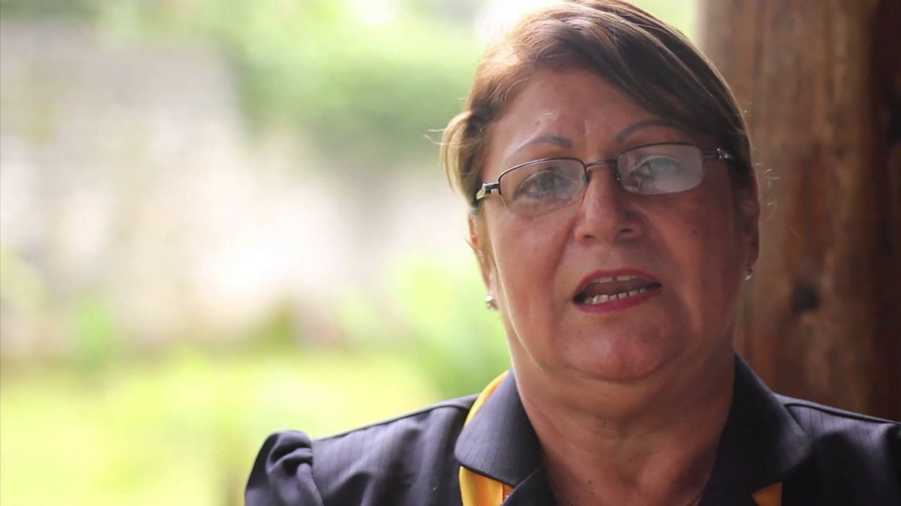 Laura Garro - Primer lugar por Puntarenas - YouTube