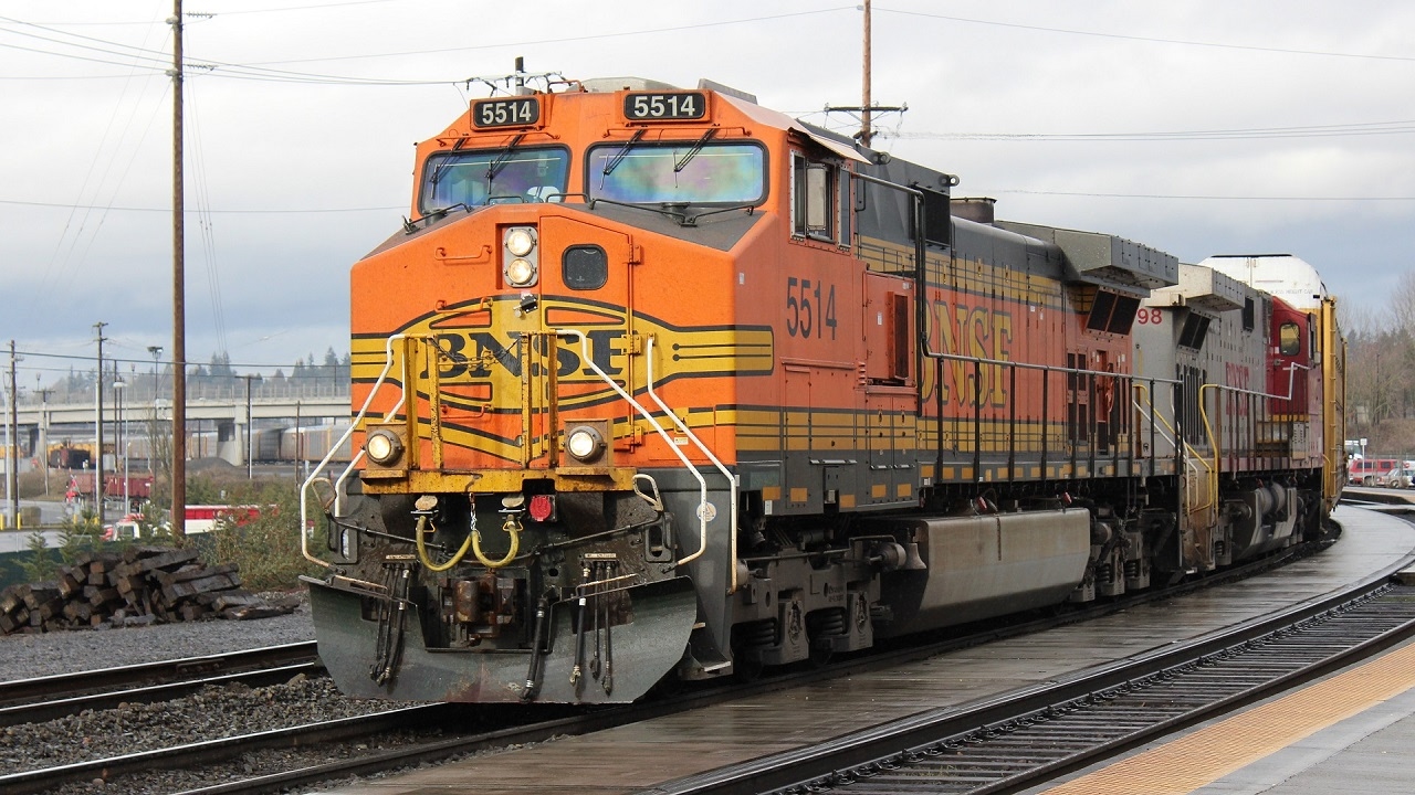 30 Minutes of Trains - Vancouver, WA (2/4/17) - YouTube