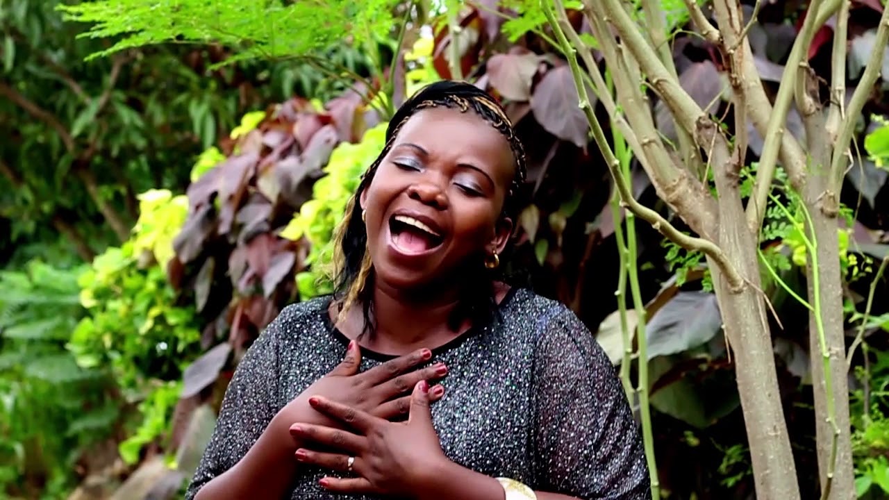 Thoko Suya ft Allan Chirwa - Mmalo mwanga - YouTube