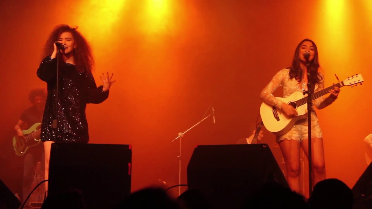 Anavitória - Cor de Marte @ Teatro Lauro Gomes 05.11.16 - YouTube