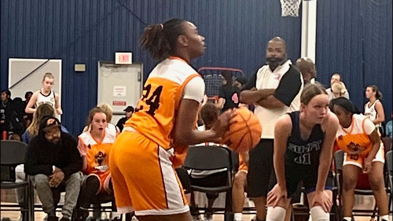 E'marriha Johnson #24 6’1 Kennett Missouri Arkansas Lady Bandits NE2K ...