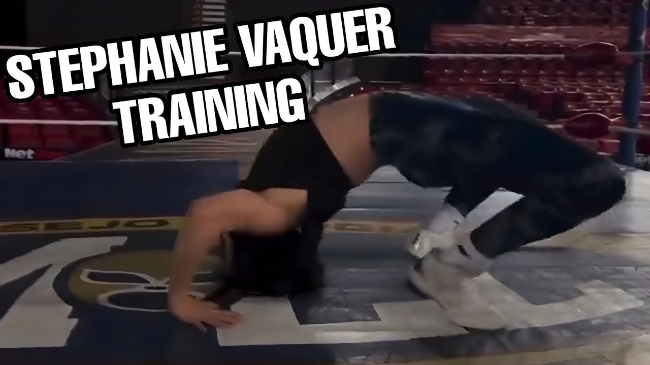 Stephanie Vaquer training before a match - YouTube