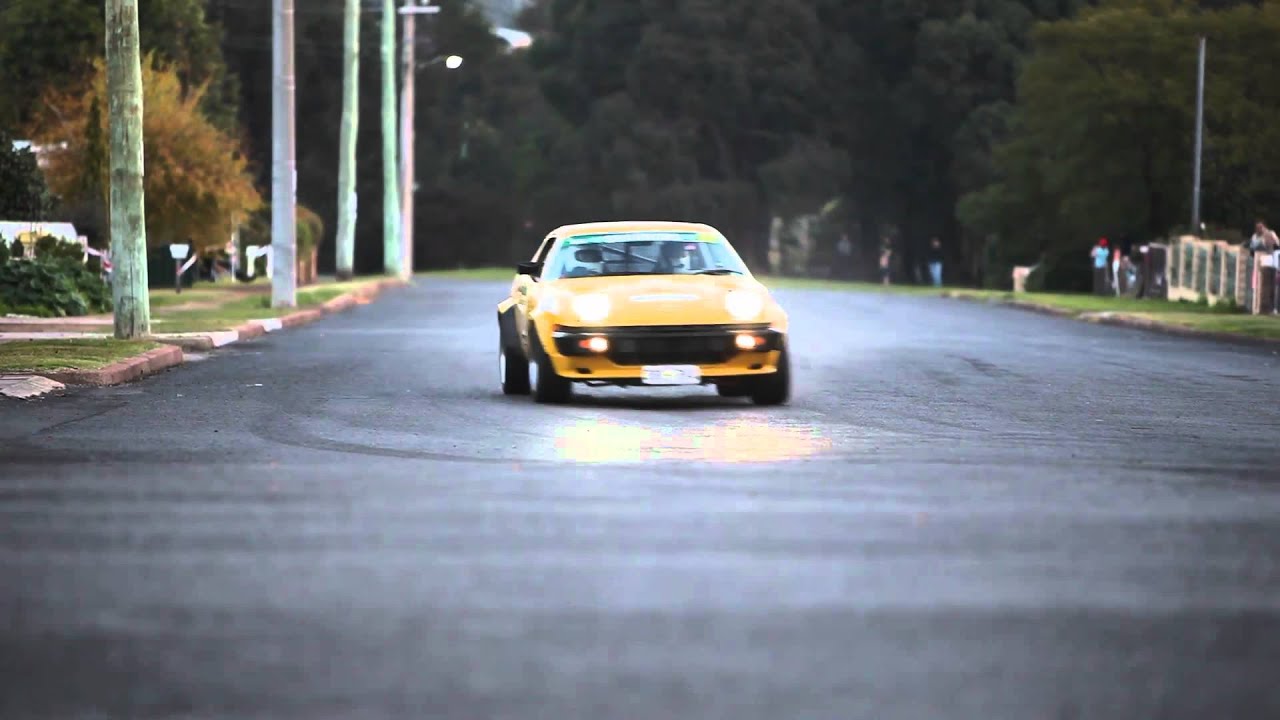 Triumph TR8 - Targa SW 2012 - YouTube